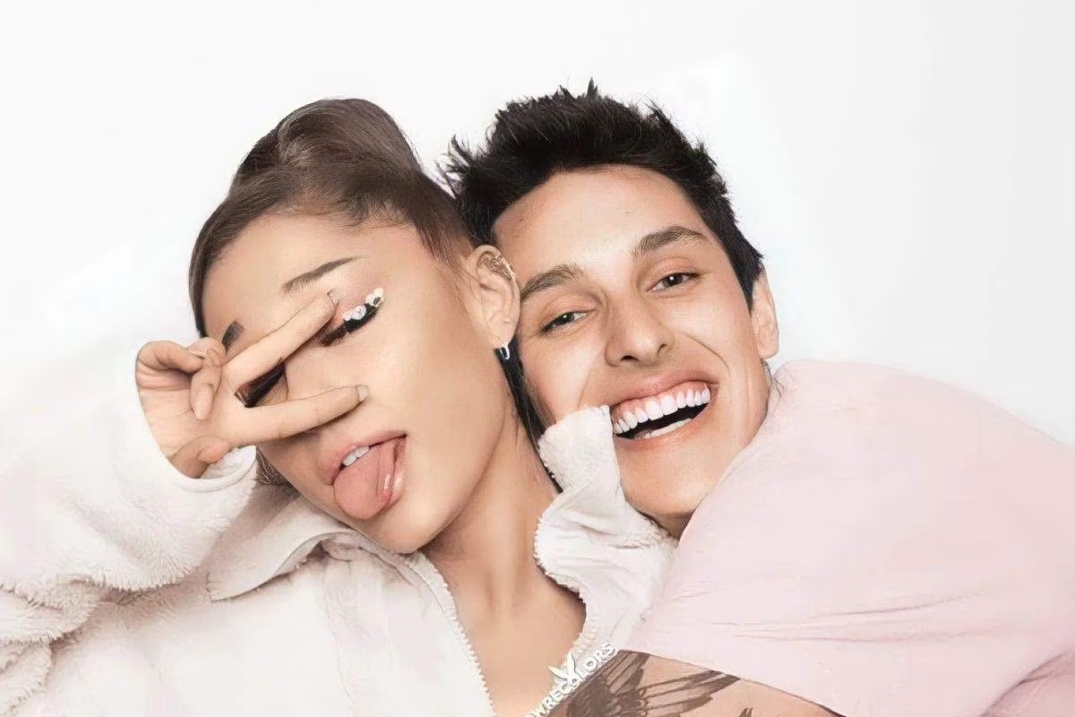 Ariana Grande si Dalton Gomez finalizeaza divortul: cantareata fiind ...